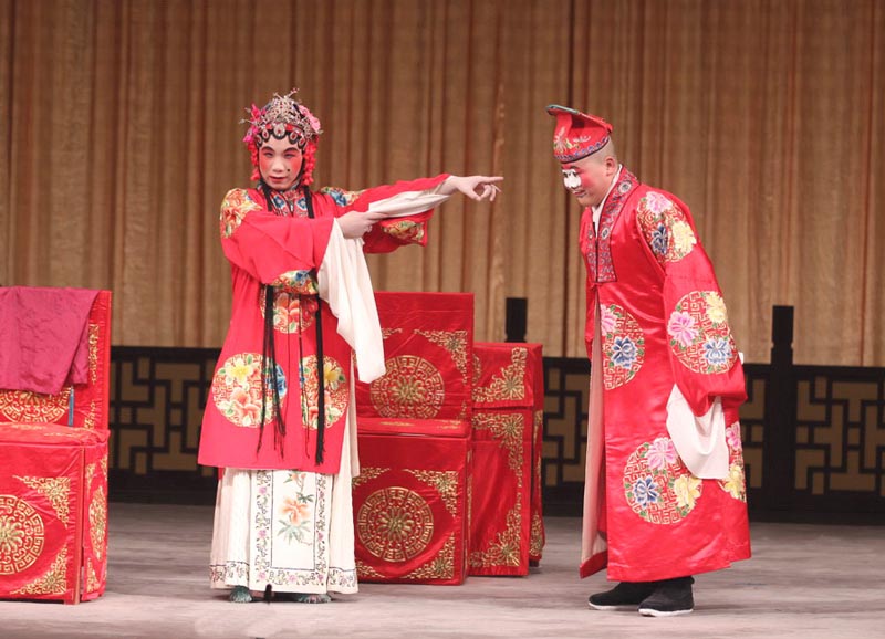 “青春展风采，实践促成长”―记戏校梨园厚望教学汇报演出